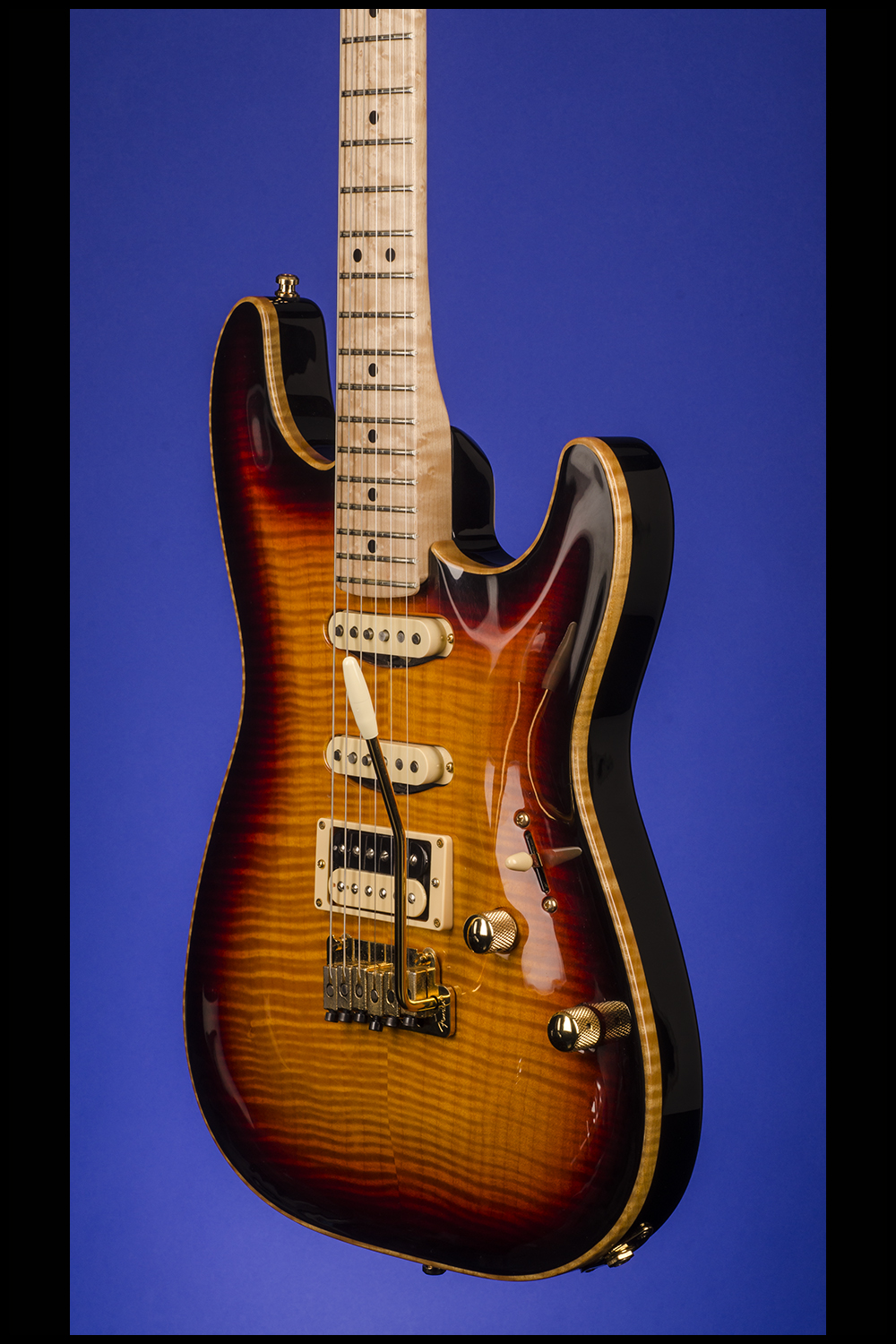 Custom Shop Carved Top Stratocaster (Gold Hardware) Guitars | Fretted ...